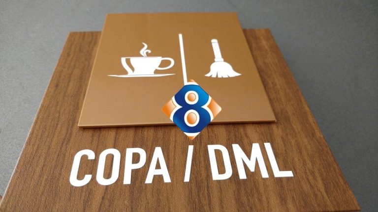 Placa de Identificação e Sinalização de empresas - Gráfica Formato8